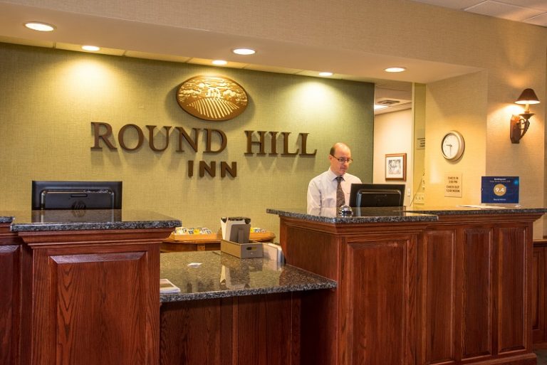 Hotels in Orange VA | Round Hill Inn