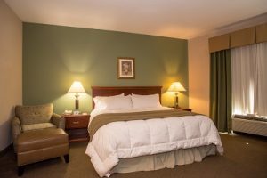 Hotels in Orange VA | Round Hill Inn