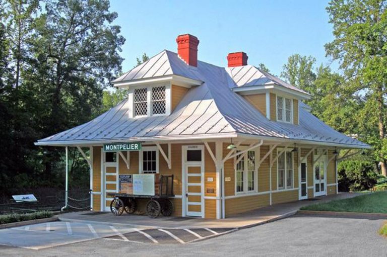 Directions & Parking | Round Hill Inn